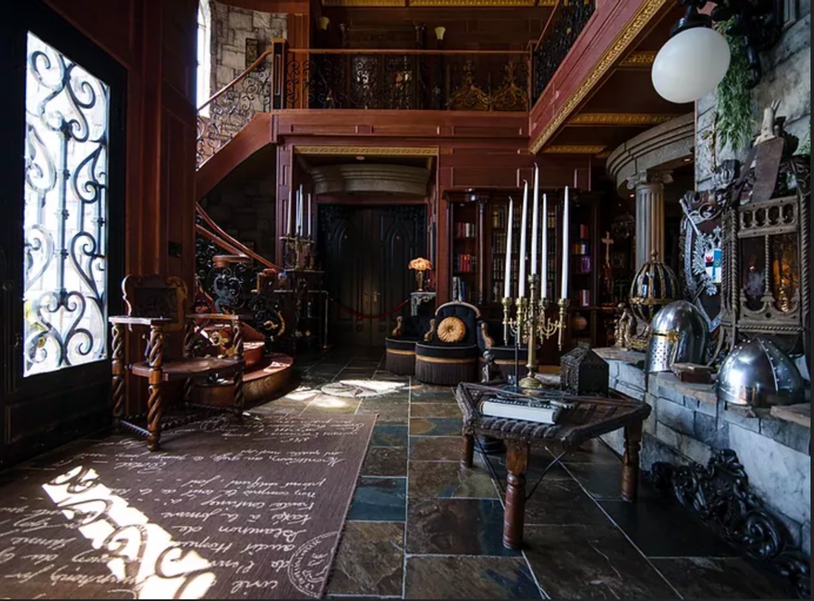 Locations Hub - Ryan's Castle