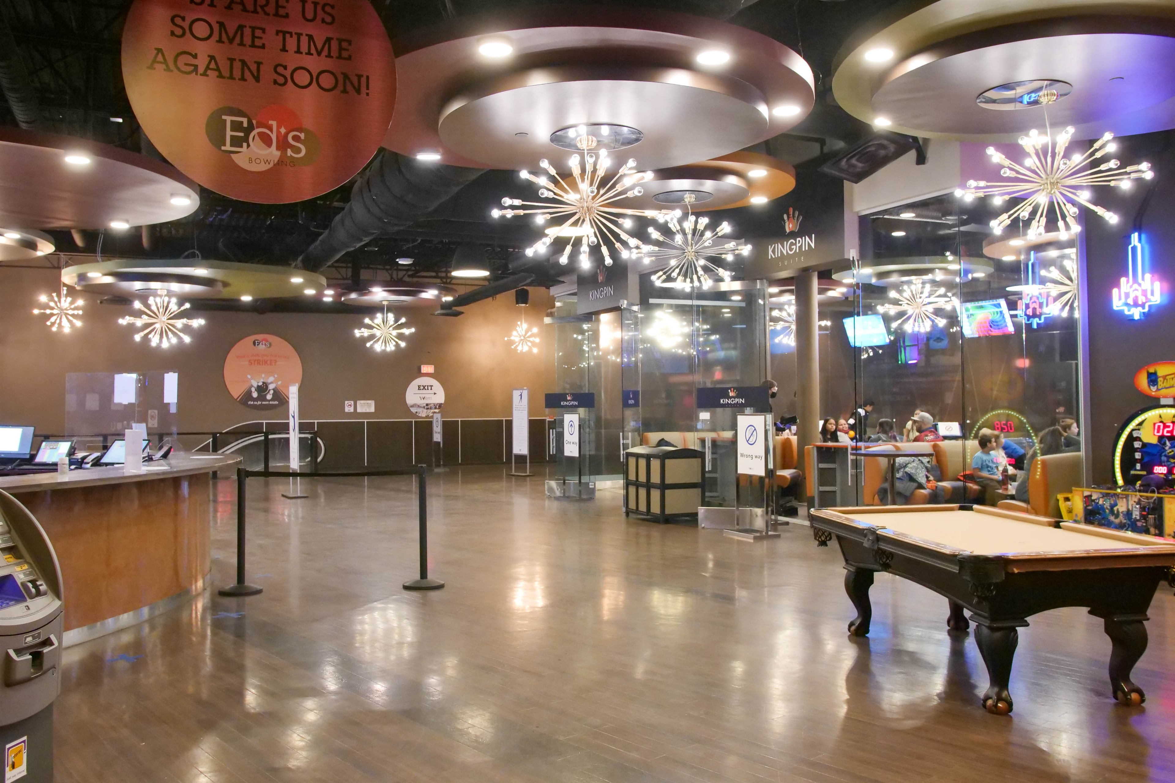Locations Hub - Ed's Bowling