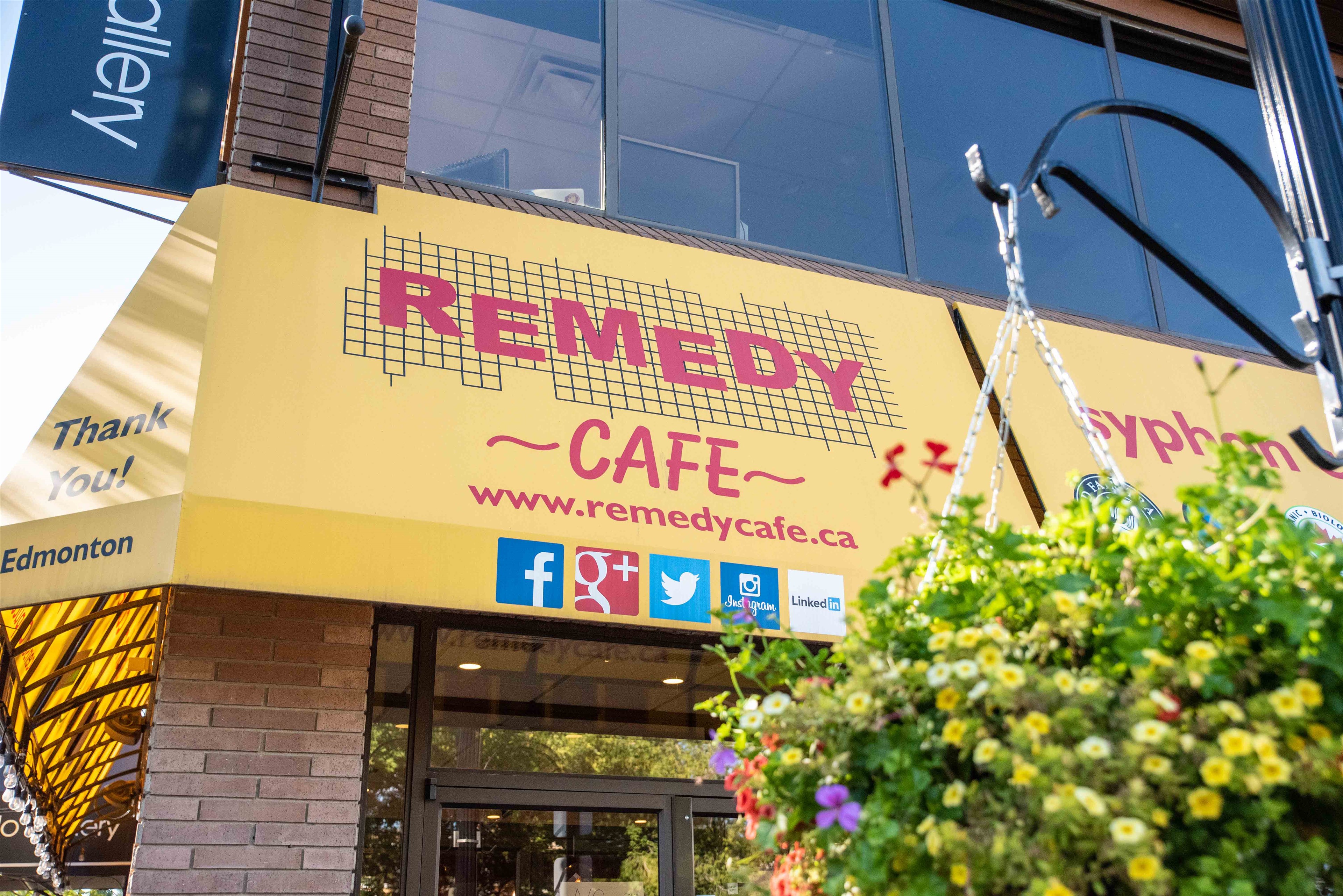 Locations Hub - Remedy Cafe - 124th Street