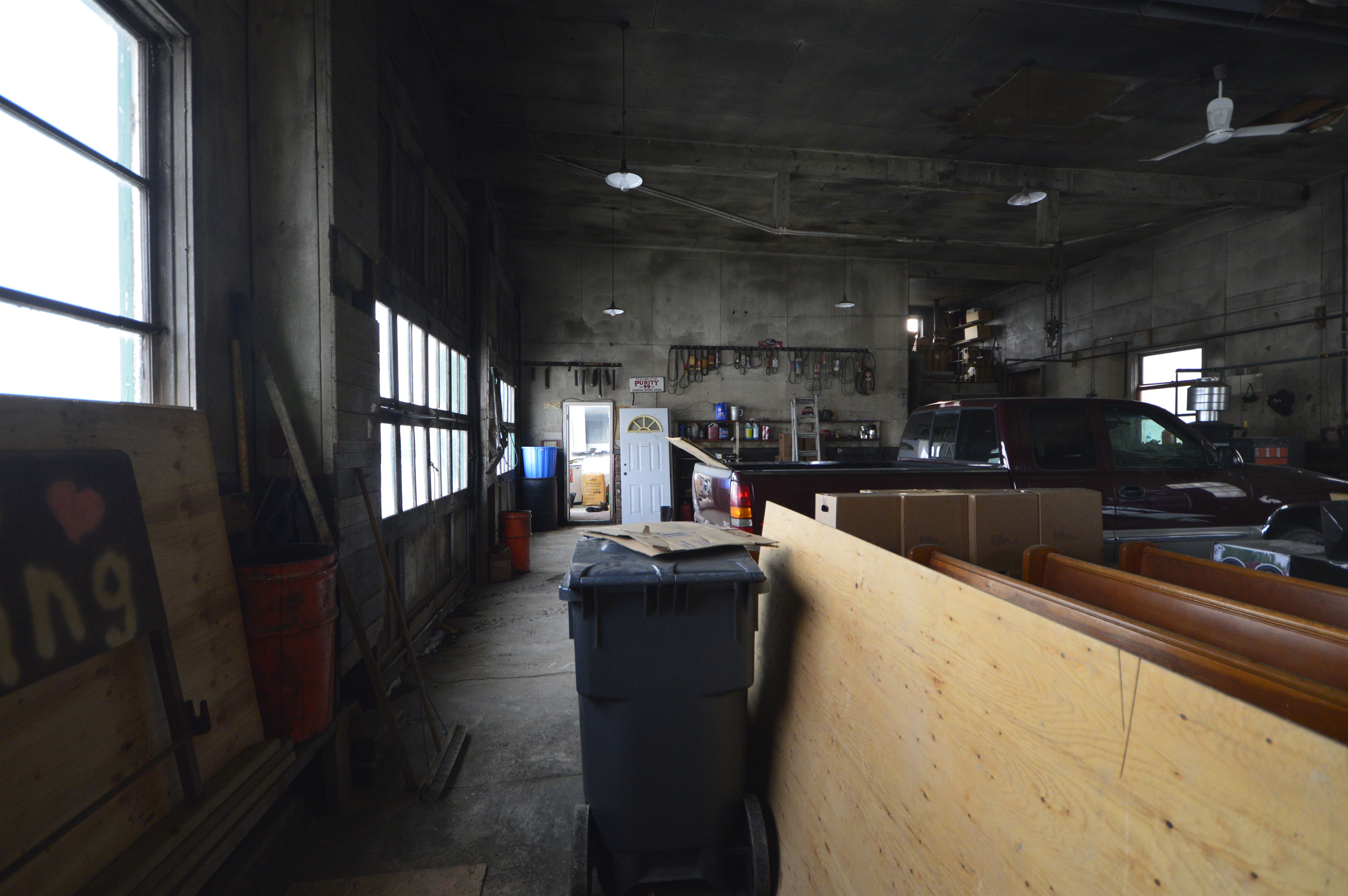 Locations Hub - Alec's Garage