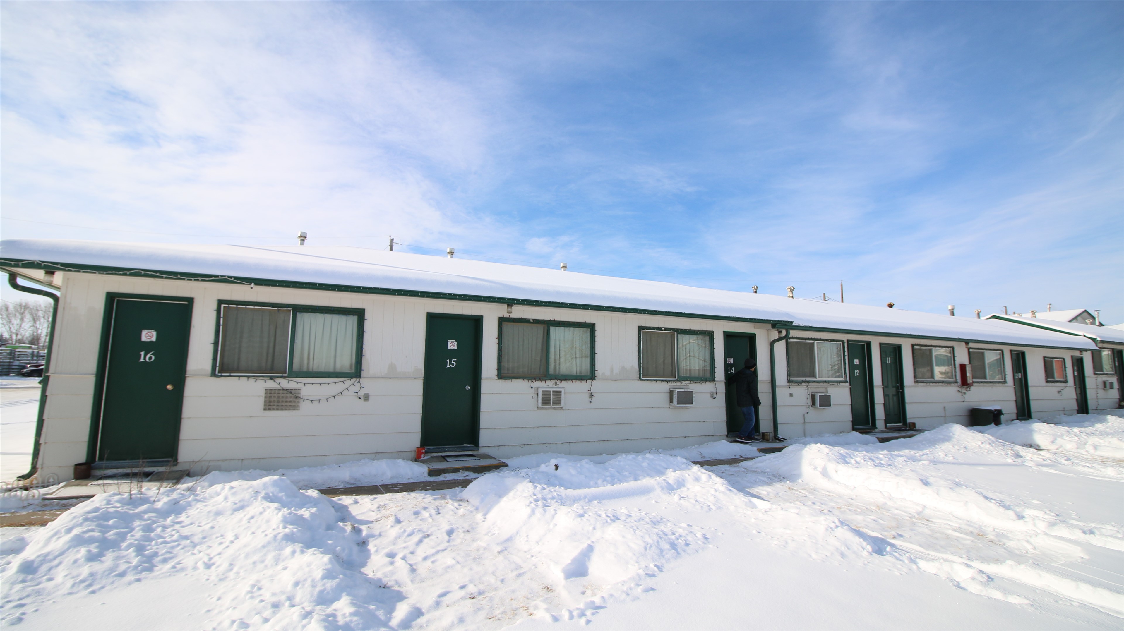 Locations Hub - Double D Motel